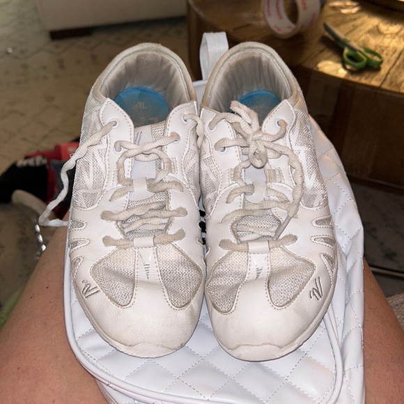 Shoes | Varsity Guc White Cheer Shoes Lp3 | Poshmark